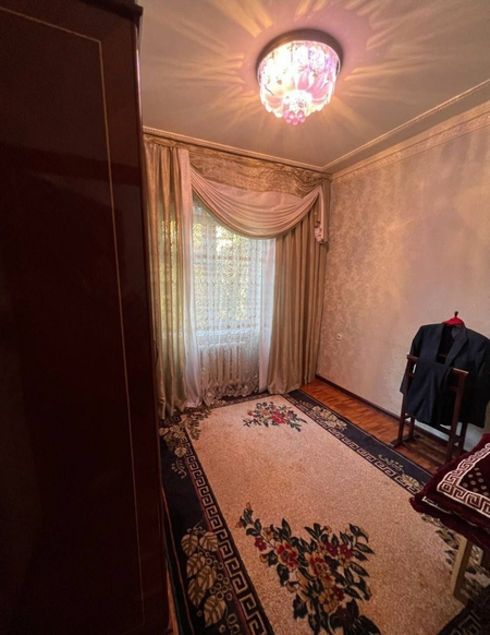 Ттз ахмад-югнакий сдается квартира в аренду 4/3/5 балкон 2×6