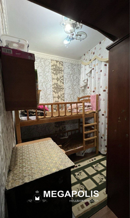 *Чиланзар 7кв 2/2/4 Мебель и Техника останется.