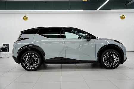 Zeekr X 4 местный самая фулловая