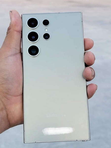 Samsung S24ULTRA