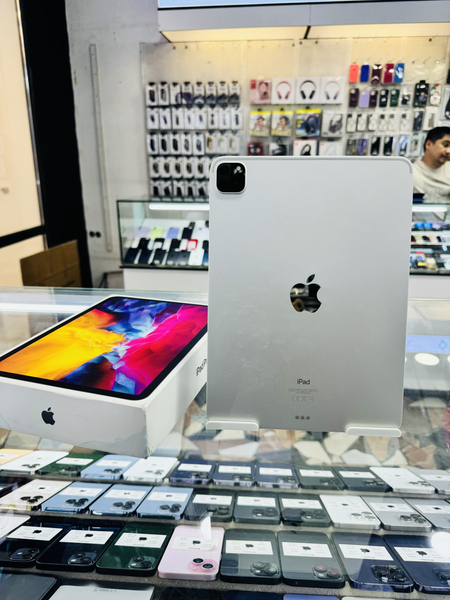 iPad Pro 2020 ideal yengide 12 sikl