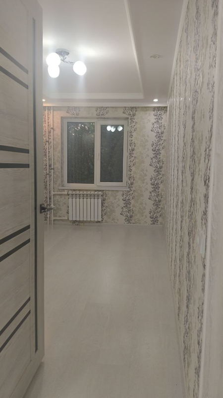 Продаётся квартира Чирчик 2 микрараён