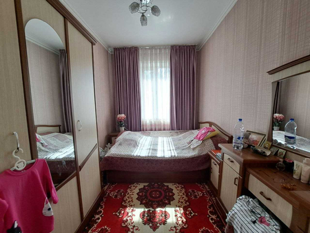 продаётся дом с участком. ор: Яшнабад, паспортный стол. 133235