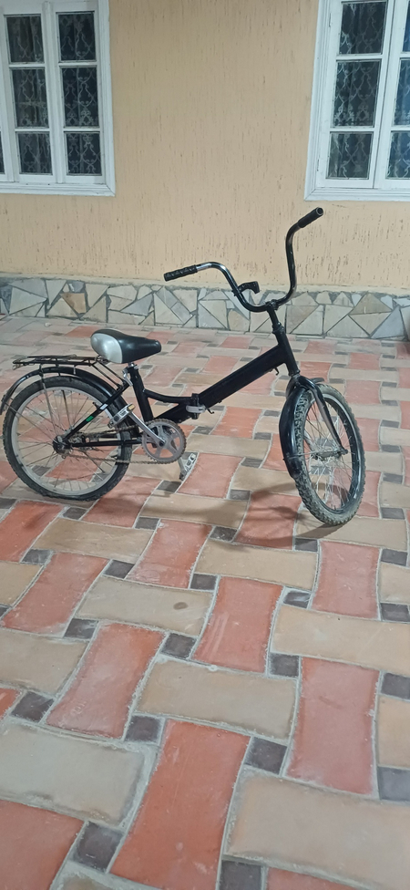Srochna velosiped sotiladi narxini kelishamiz