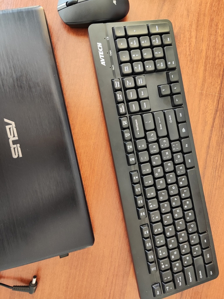 Продается!!! Сотилади ноутбук ASUS холати яхши ишлаши яхши
