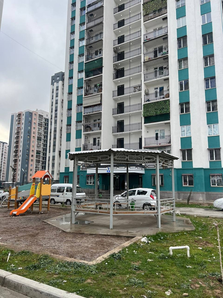 Срочно продам квартиру 3/5/9Олмос махалла яшнобад