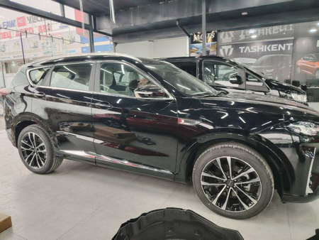 JETOUR X70 moshinasi