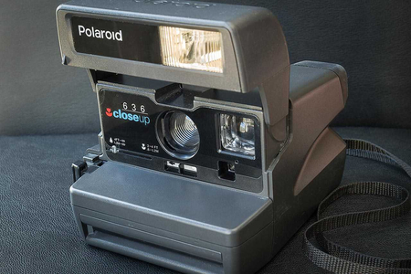 Плёночный фотоаппарат моментальной съёмки «Polaroid close up 636»