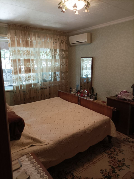 Продается квартира 1 этаж 3 комнатная