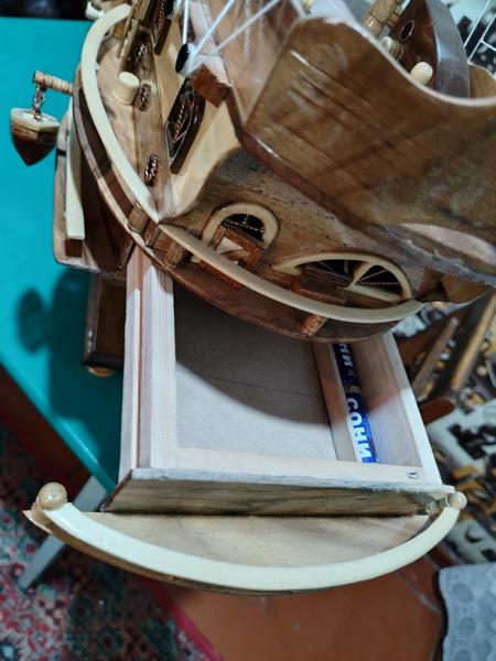 Корабль ручной работы