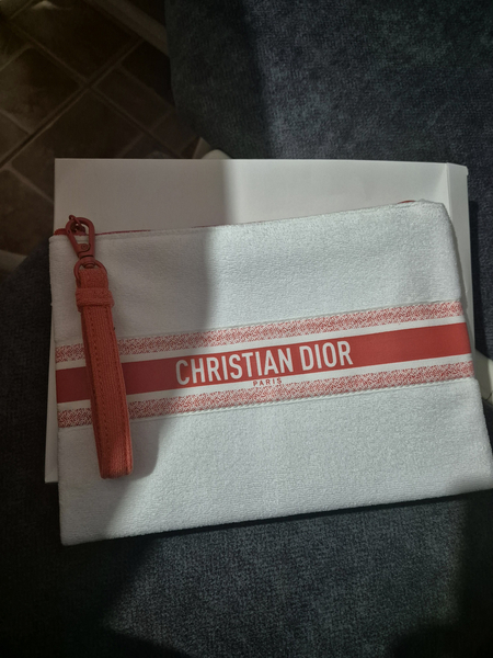 Косметичка от Dior оригин