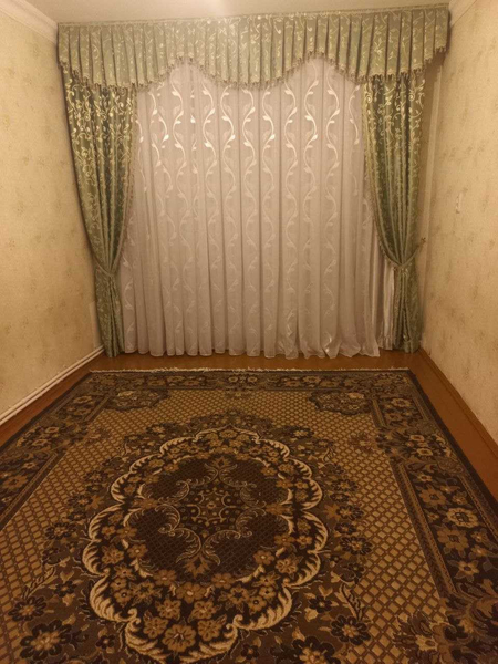 продается своя 3-х комнатная квартира в Ахангаране