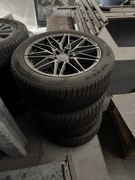 Nexen zimniy balon shina 255/50/R20 li 9 dan yechilgan