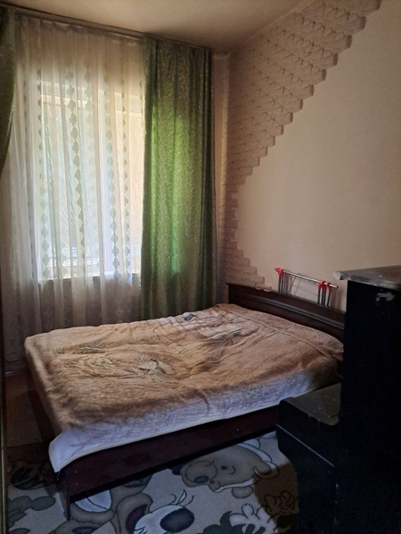 Срочно продаются 2х комнатная Адрес  Гагарина