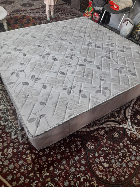 Matras 2x2 bir tomoni artapetski
