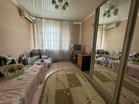 Продаётся квартиры 3/3/4 на Юнусабадском районе 11-й кв (J2312)