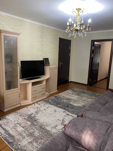 Чилонзорда квартира сотилади