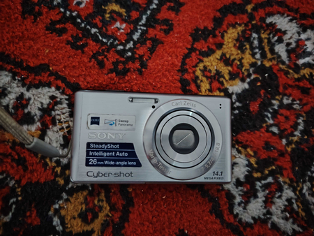 Продаю фотоаппараты Sony
