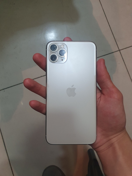 Iphone 11 pro max 64 gb silver