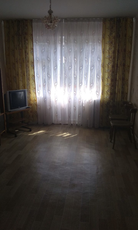 Продается 1 комантная квартира на пеликанах (Гульшан)