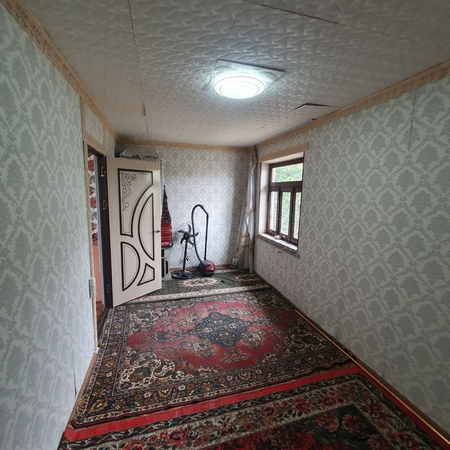 Квартира сотилади 
Фарғона шахри Санат саройи,