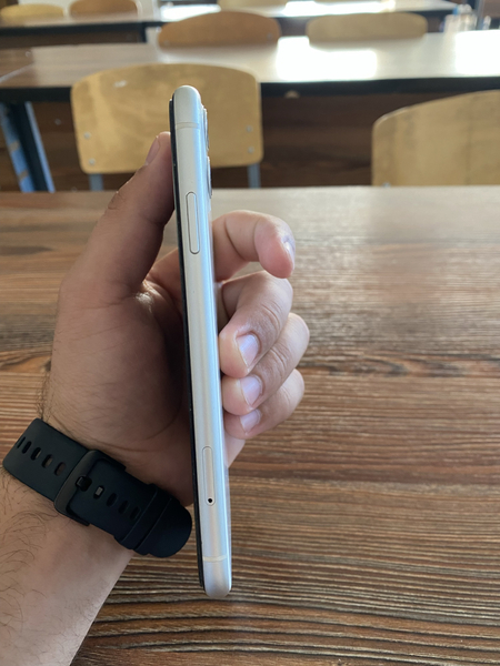 iphone 11 sotiladi obmen bo