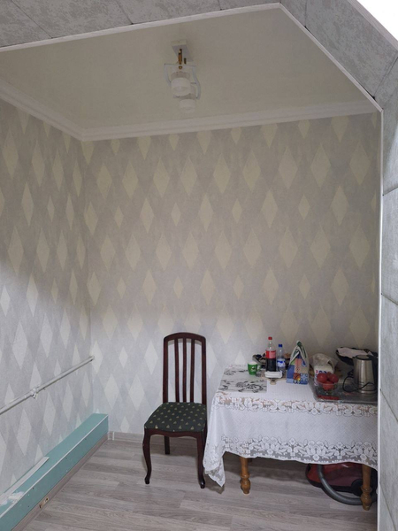 Yunusobod 19 xonsaroy 2/10/10 karopka  62 kvadrat