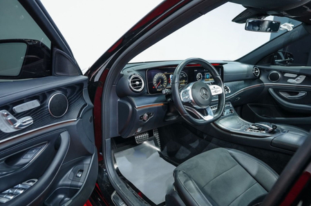 Продаю Mercedes E-200