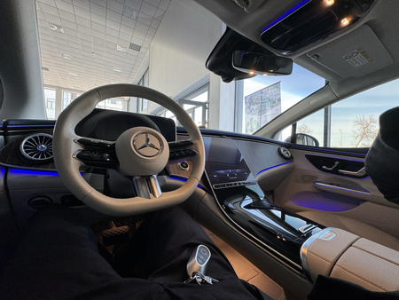 Mersedes-Benz EQE 350