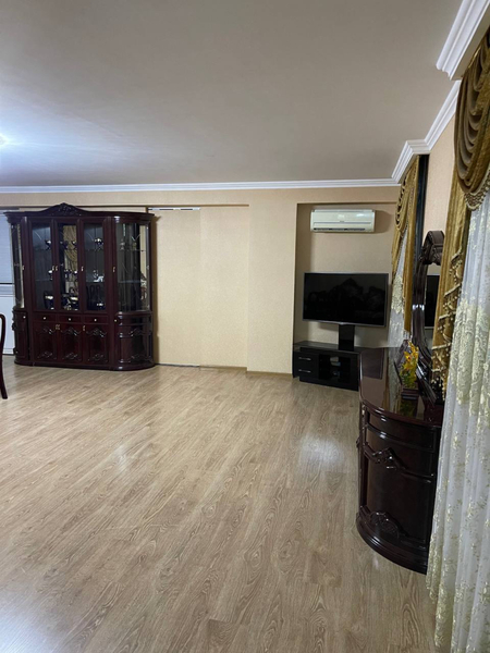 130м2 квартира 5-этаж / Нукус кинотеатр
