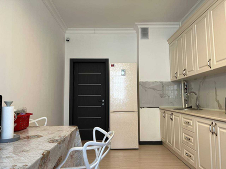 Махтумкули 4/2/9 с ремонтом, 118 м²=