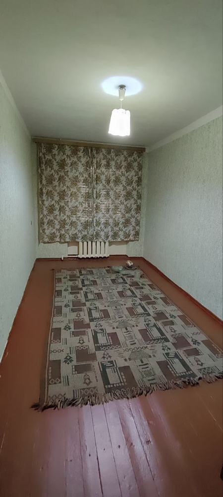 Продаётся Чиланзар 23. 2/1/5.Балкон 2х6. Площадь 54м2 Ипотека Можно