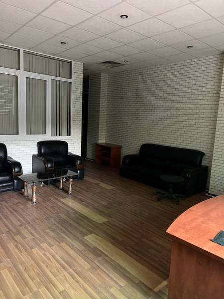 Новза метро офис  3 хона 85 кв