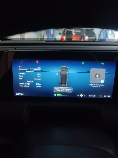 Leap motor c 11 electr mobil srochna sotiladi!!!