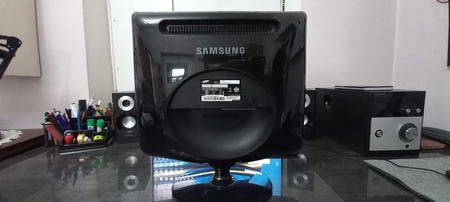 Продается монитор SAMSUNG