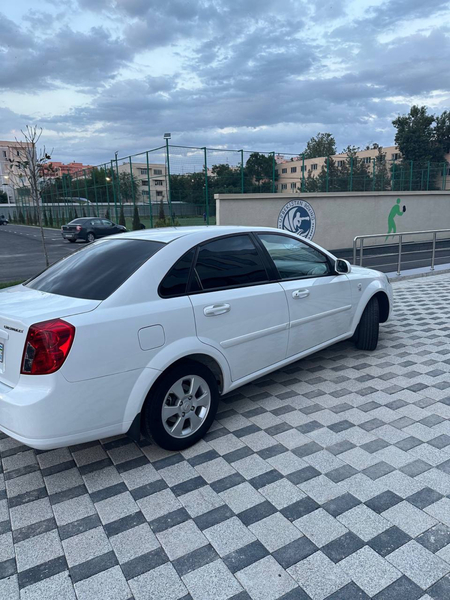 Жентра lacetti MT своя машина СРОЧНО