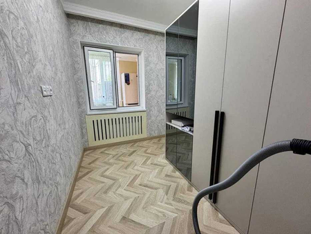 ID 932 Сдаётся 2- комнатная Квартира в Ц1, Садык Азимов. Евроремонт