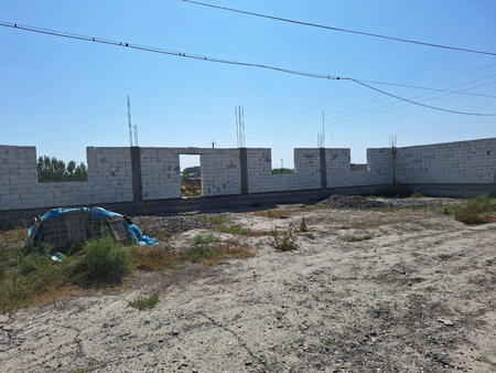 Ishlayotgan prapan va benzin zaprafka