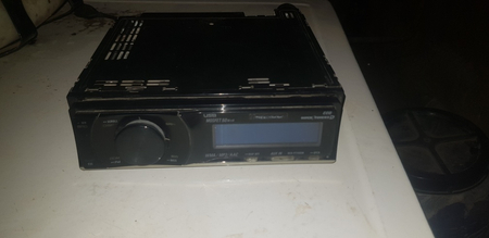 Damasdan yechilgan bar magnitafon 7150 kalonka kenwood xolati ideal