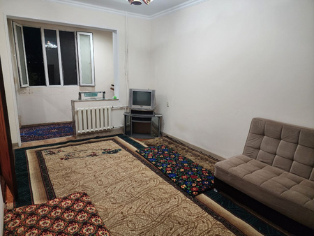 Аренда Юнусабад 15-кв 1*2/2/4 оилага ёки кизларга, болларга берилади