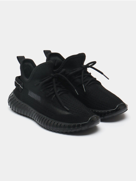 Кроссы кроссовки Yezzy trail izzy