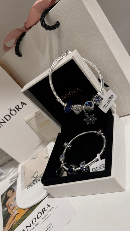 Продам браслет Pandora с 5 шармами
