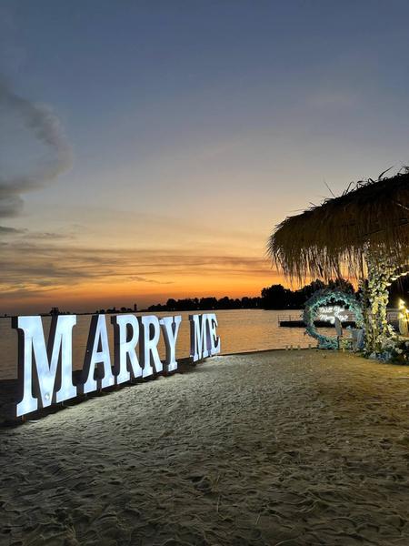 Toy bezaklari Marry me Афармления