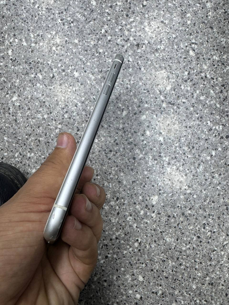 iphone 11 64 gb  batareka %75