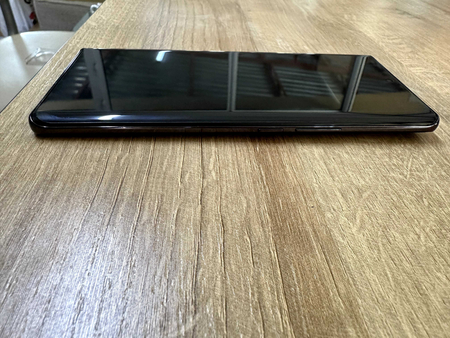Android Vivo v30e