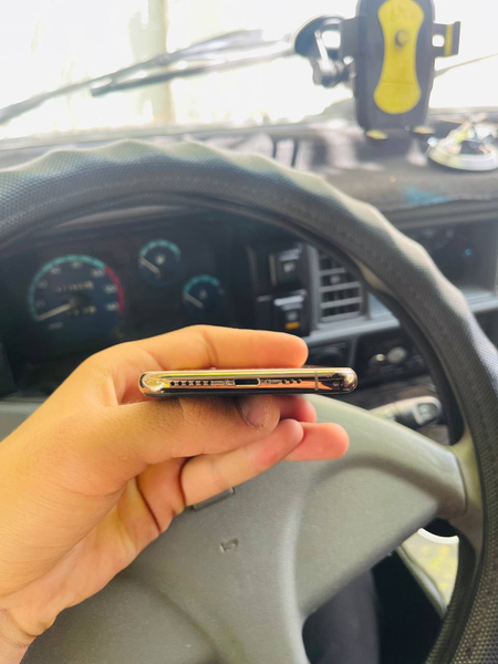 Iphone xs 256 xotira