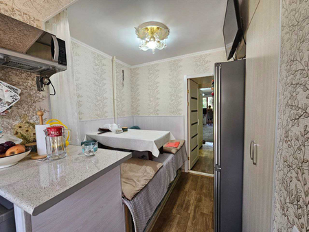 Срочно продам 1 ком квартиру на куйлюке3 ор-р школа №263 &