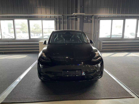 Tesla model Y standard Скидка !