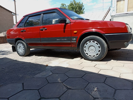 Sotiladi vaz 21099
