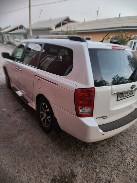 Kia Karnival prapan